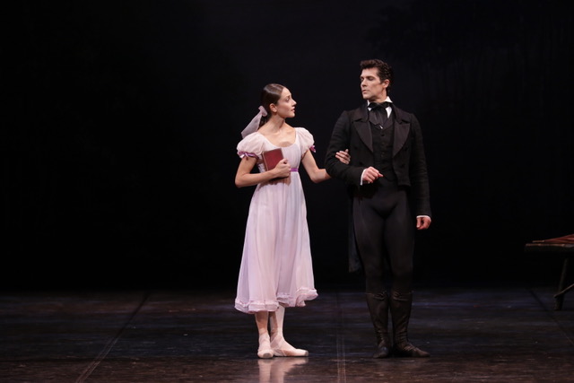 Onegin con l’Etoile Nicoletta Manni e Roberto Bolle al Teatro alla ...
